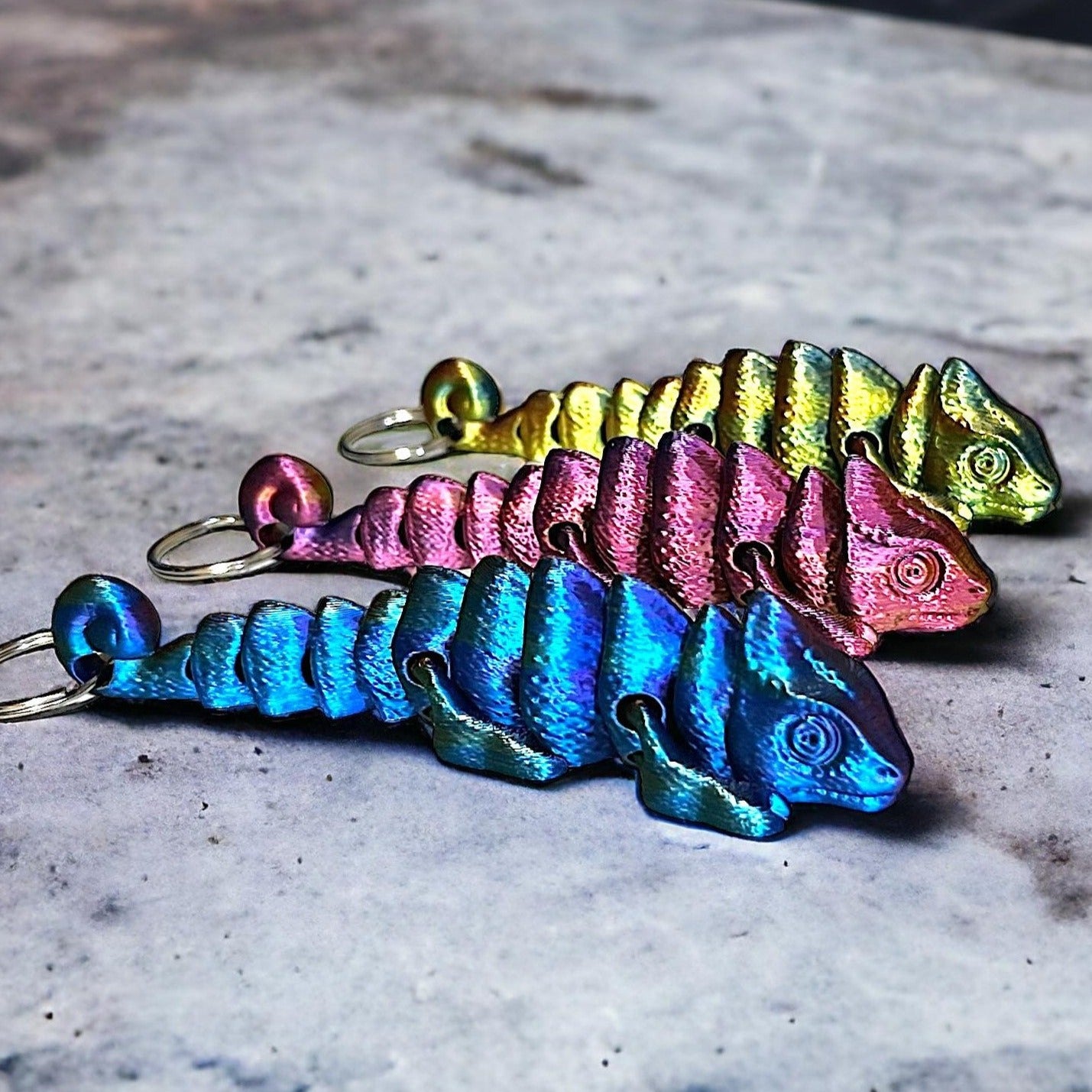 3D Printed Metallic Rainbow Chameleon Keychain – GressCustoms